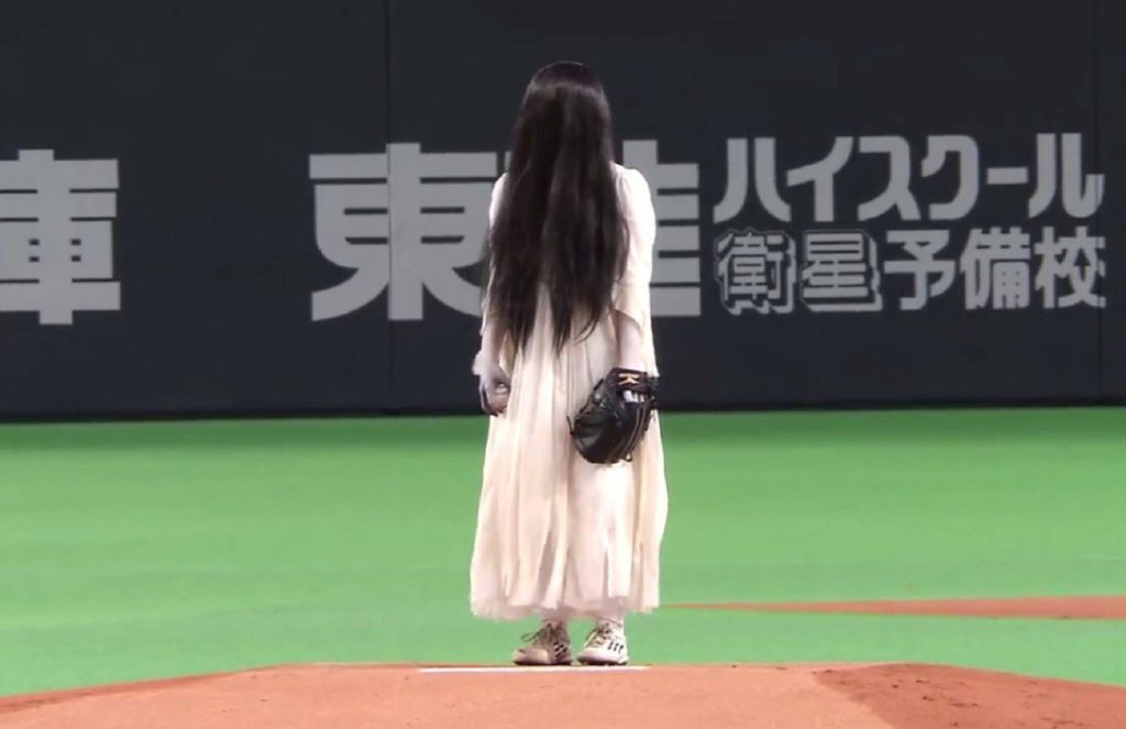 'Sadako-San to Sadako-Chan' Manga Shows Sadako as YouTube Celebrity