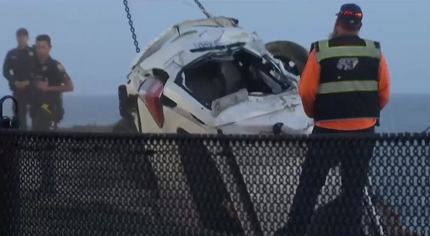 Man Crashes Through Guardrail Into Ocean and Survives