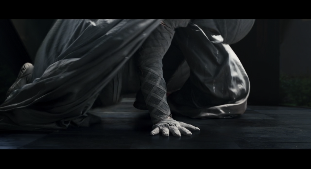Disney+ Day: First Look at Oscar Isaac in "Moon Knight"
