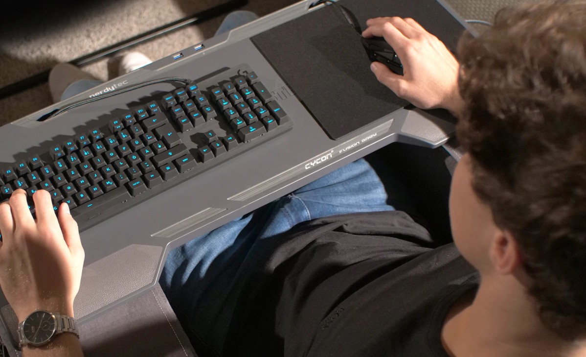 The Couchmaster is a Great Traditional Desk Alternative