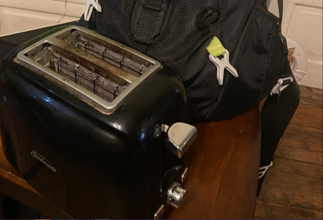 Kid Brings Toaster to School, Makes Pop-Tarts for Class