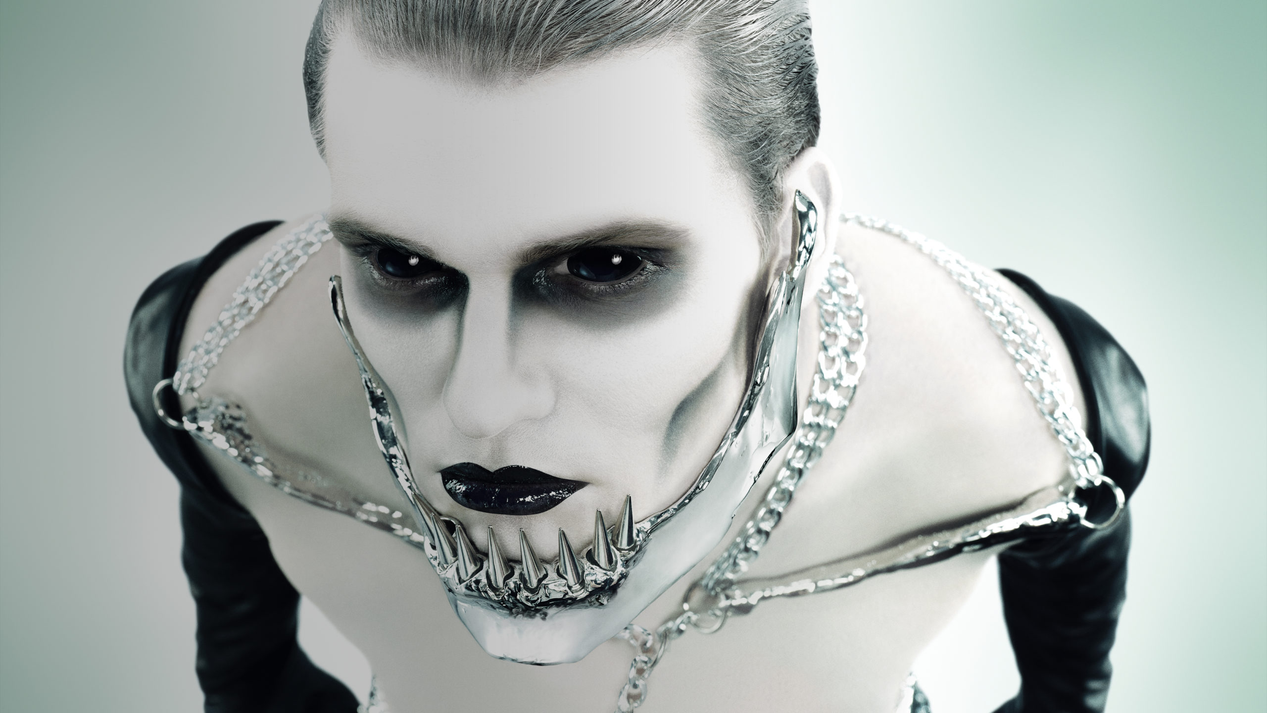 "American Horror Story: NYC" Premieres 2 Episodes [Review]