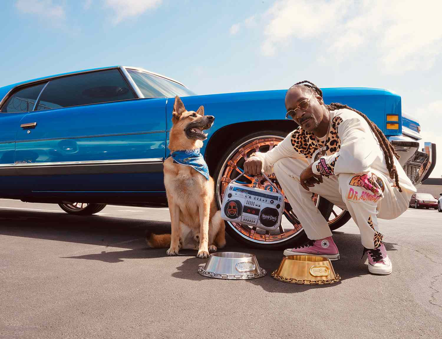 Snoop Dogg has Snoop Doggie Doggs Accessory Line for Pets
