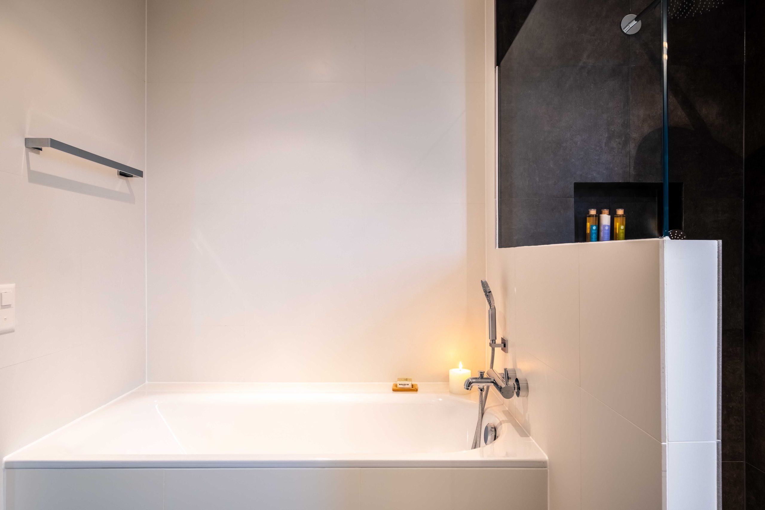 The Secret to Independent Living: Discover the Freedom of Walk-In Tubs ...