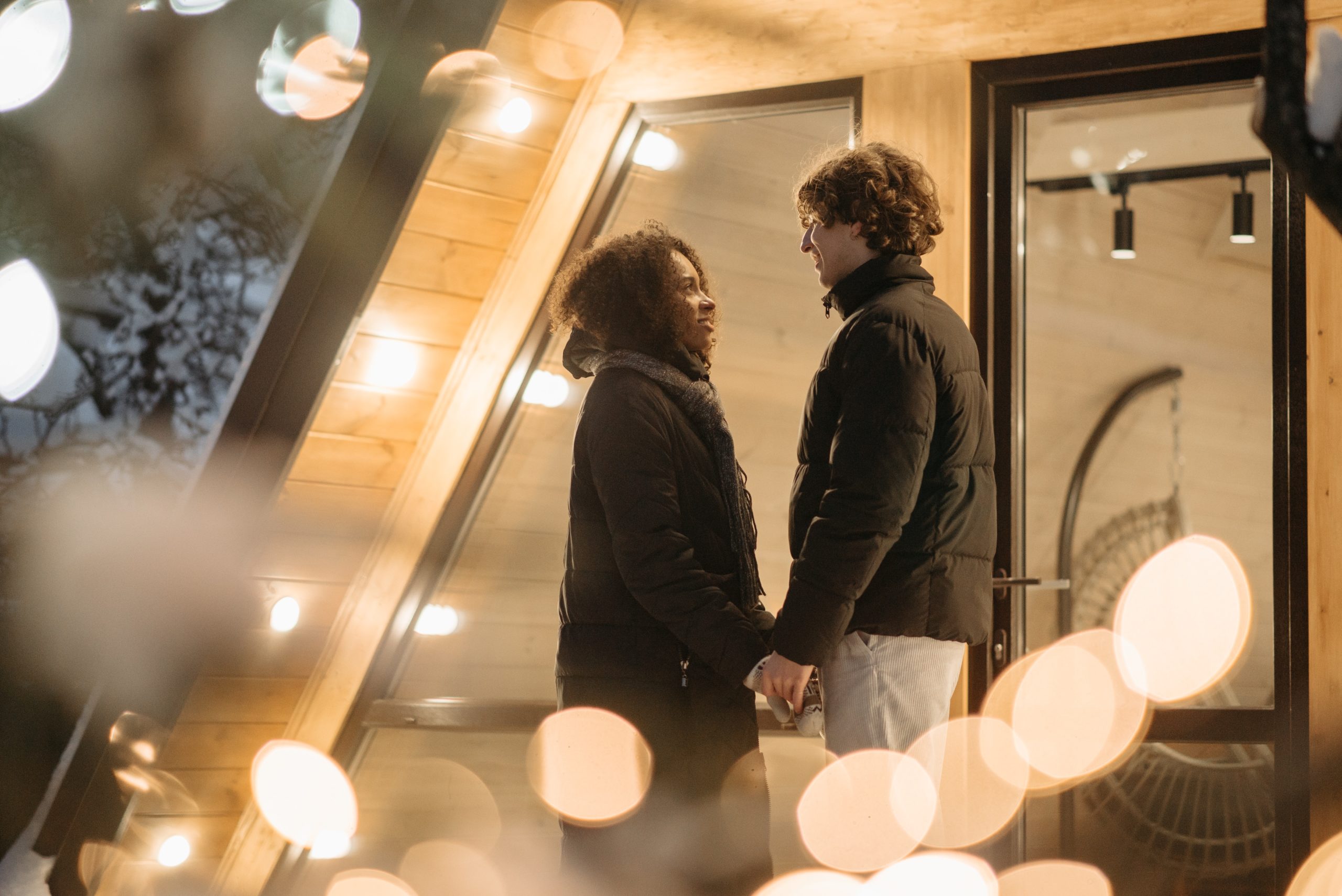 Flipping the Script: Trendsetting Ideas for Picking an Engagement Ring ...