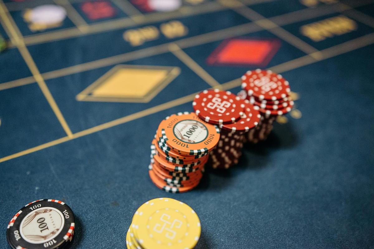 The Secret Language of Casino Dealers: What You Need to Know