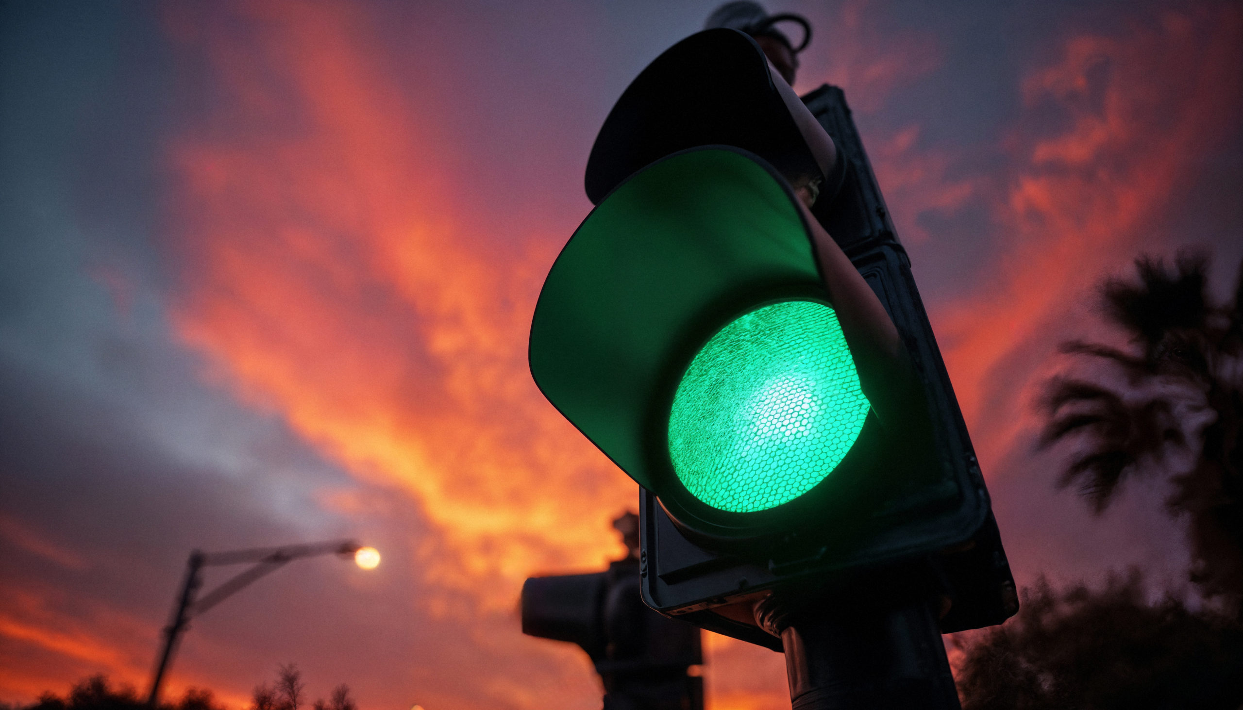 How Traffic Signal Installation Supports Smart City Development