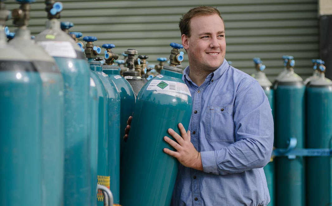 Helium Tanks in Research: Why They're Essential in Scientific Experiments