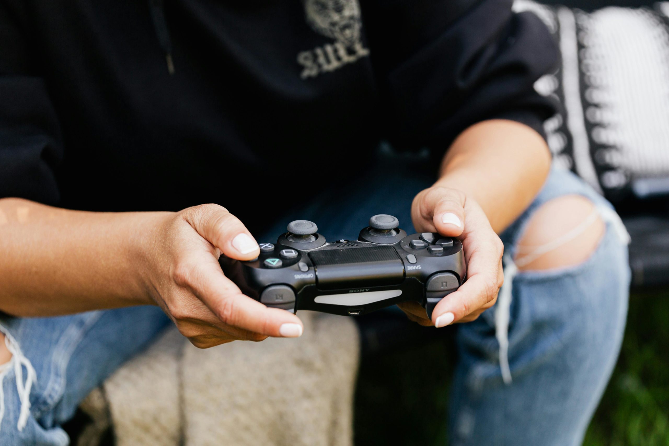 Mastering Survival Games: Tips for Extended Gameplay