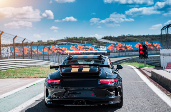 BMW M3 Competition: The Perfect Balance of Track Performance and Daily ...