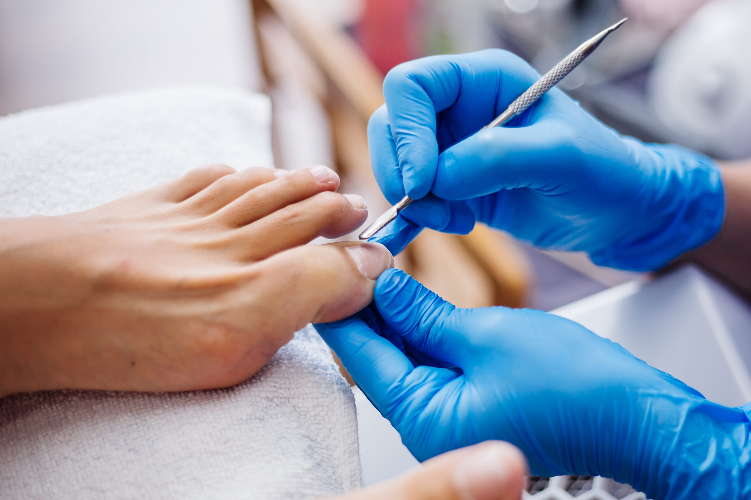 Podiatrist-Approved Foot Care Tips for Healthy Feet 2026