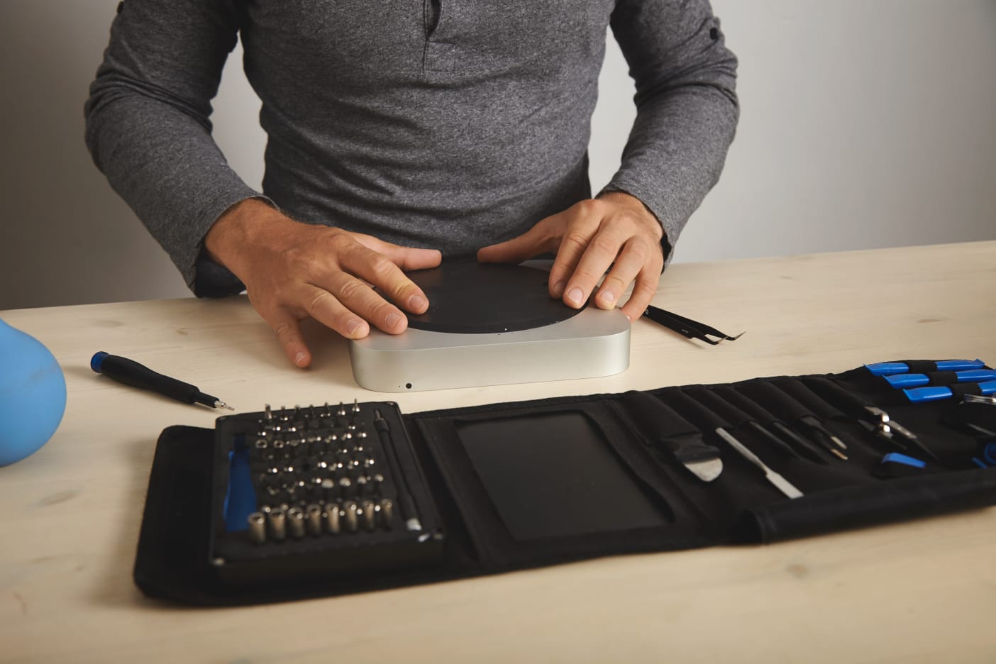 7 Must-Have 2026 Mobile Repair Tools: The Professional Technician’s ...