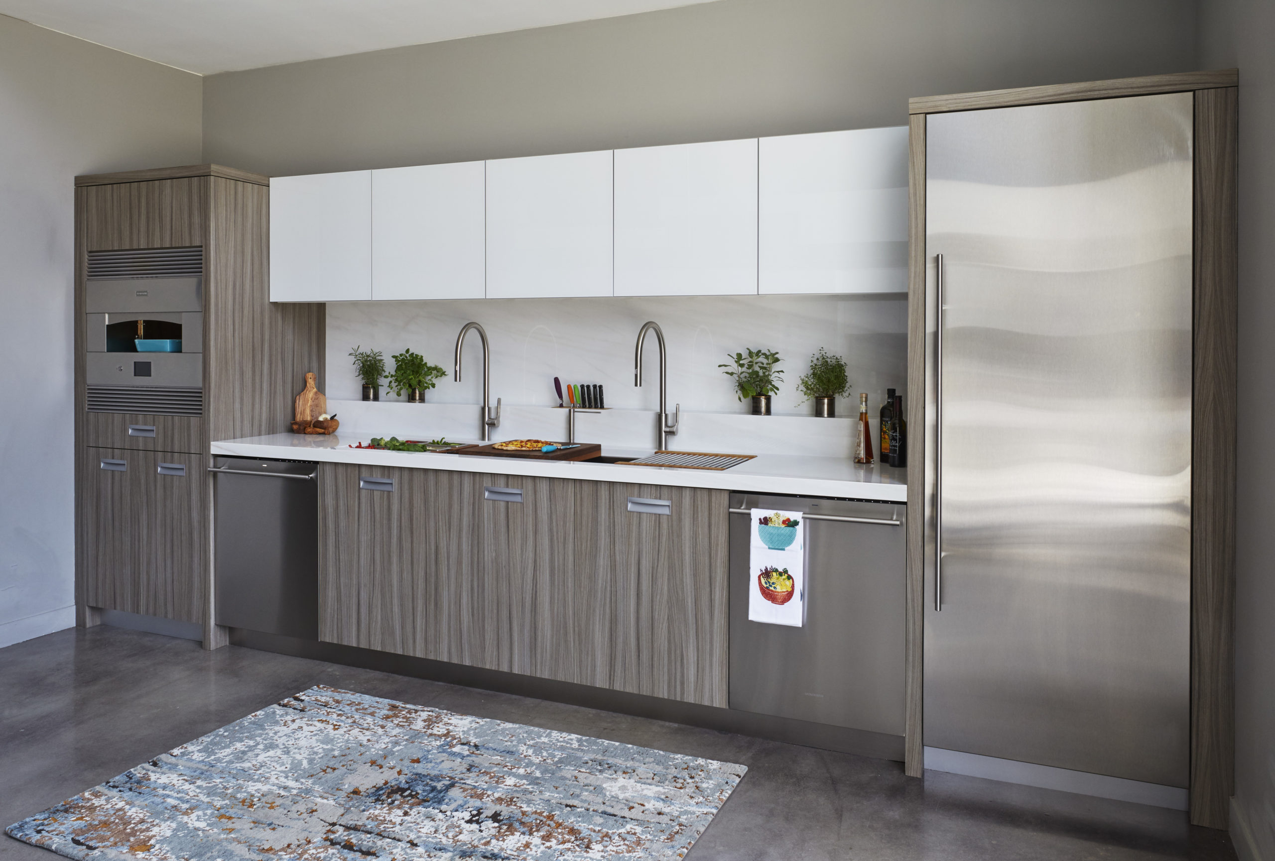 Modern Refrigeration Solutions for Homes, Kitchens, and Commercial Spaces