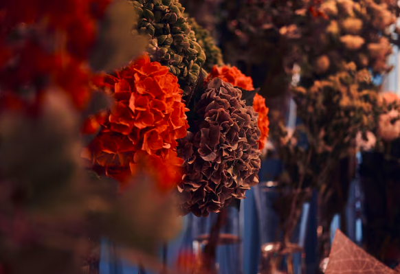 Seasonal Styling: The Best Flowers to Order in London This Autumn