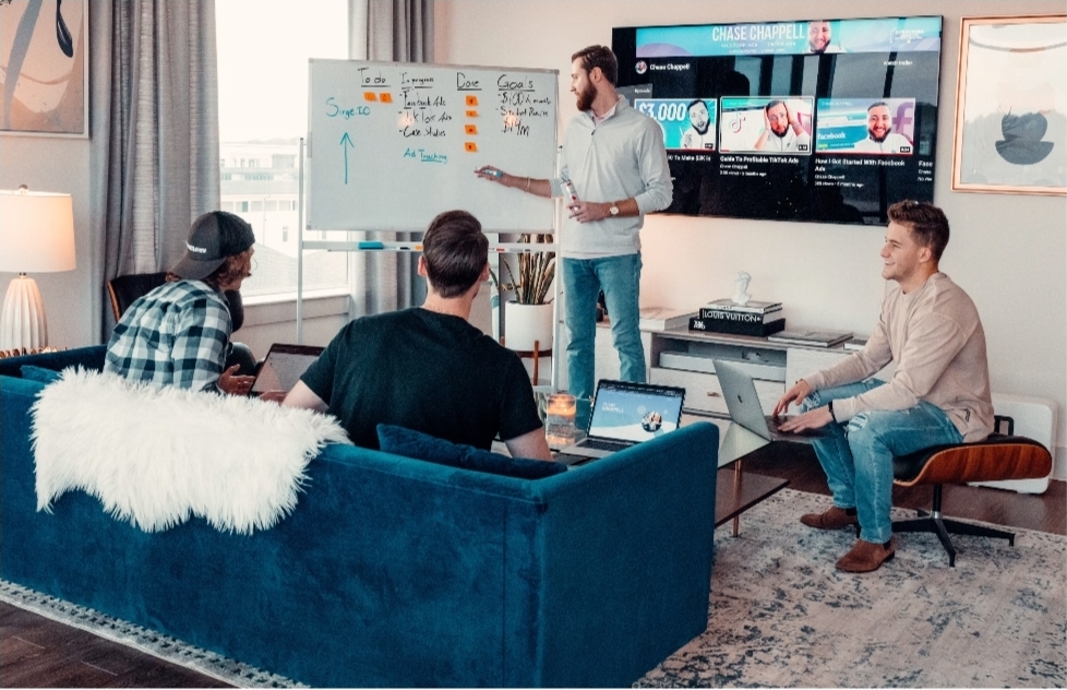 Is it Really That Important to Have a Team Led by Humans at Wise ...