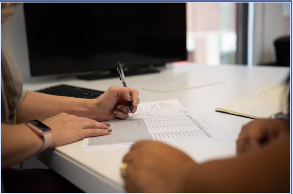How to Choose Between One-Time Documents and Reusable Templates